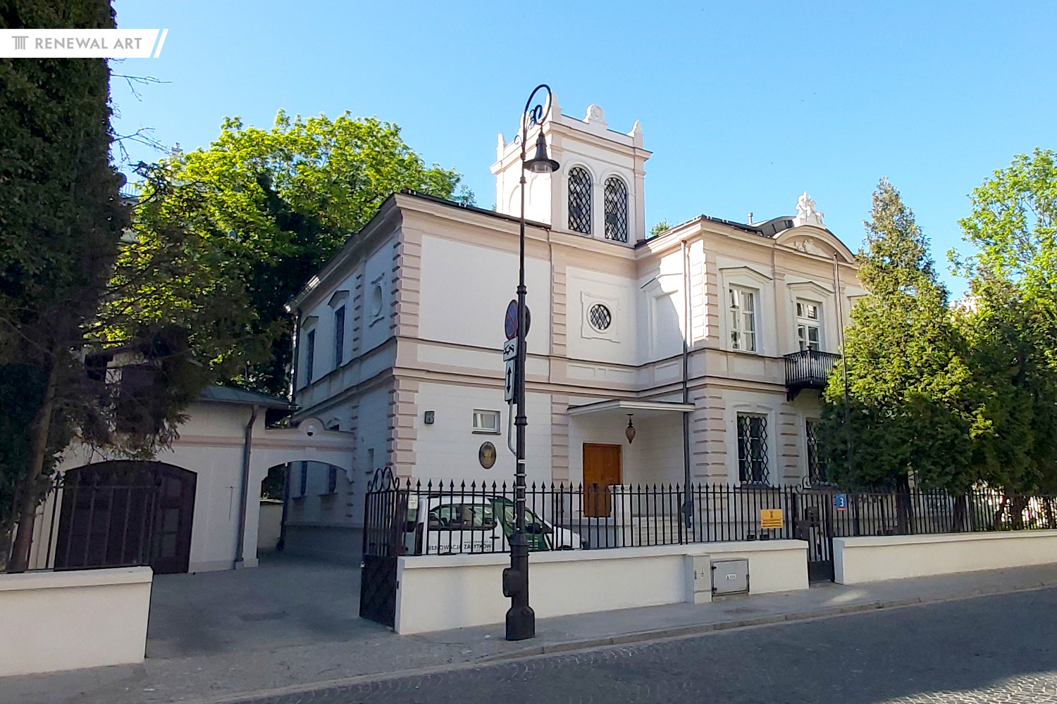 Rezydencja Ambasadora Indii przy Al. Róż w Warszawie - Renewal Art